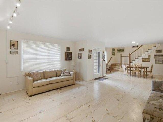 house with 3 bedroom, Pownal VT ES104853225