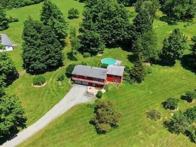 house with 3 bedroom, Pownal VT ES105127415