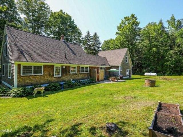 house with 3 bedroom, Plainfield MA ES104994903
