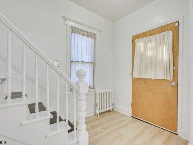 house with 3 bedroom, Plainfield NJ DS102317624
