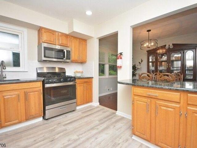 house with 3 bedroom, Plainfield NJ ES104192907