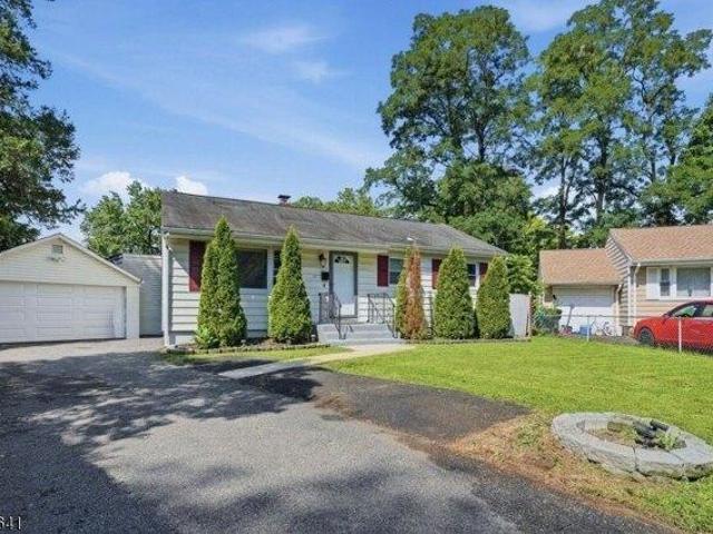 house with 3 bedroom, Plainfield NJ ES105126583