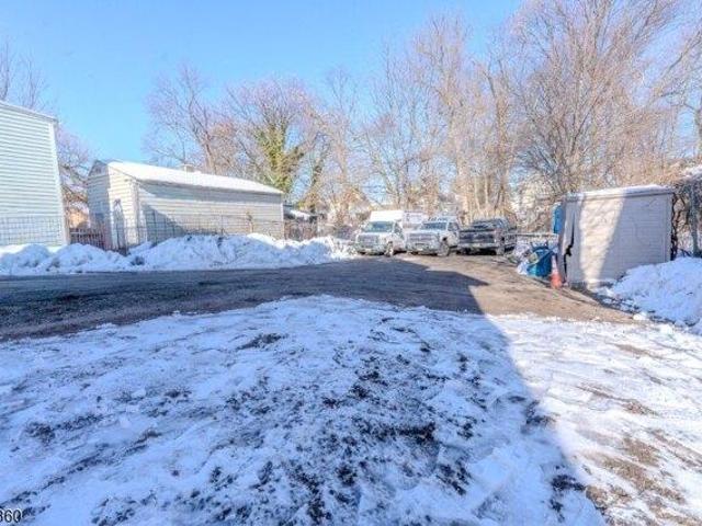 house with 3 bedroom, Plainfield NJ ES105122874