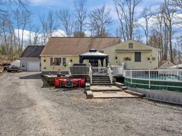 house with 3 bedroom, Plainfield CT DS103162804