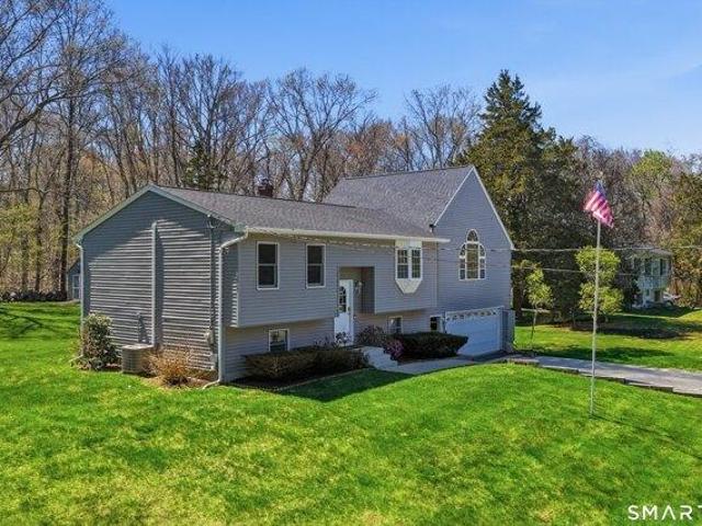 house with 3 bedroom, Plainfield CT ES104298093