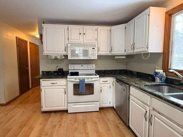 house with 3 bedroom, Plainville MA DLS100788301