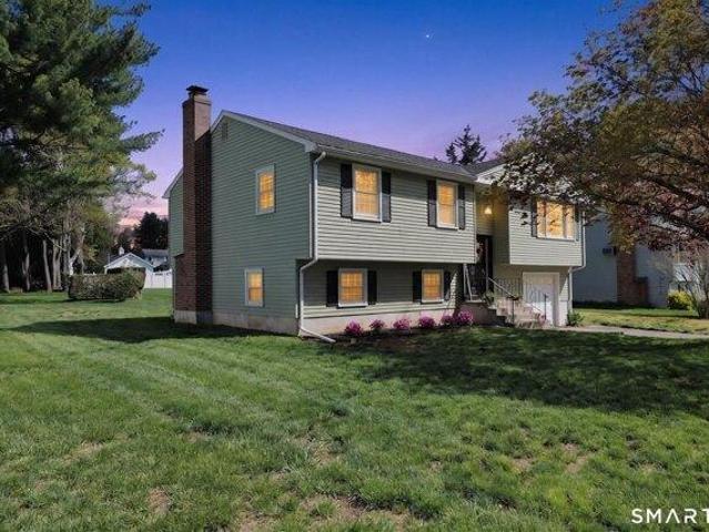 house with 3 bedroom, Plainville CT DLS102313035