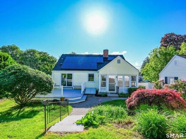 house with 3 bedroom, Plainville CT DS104233559