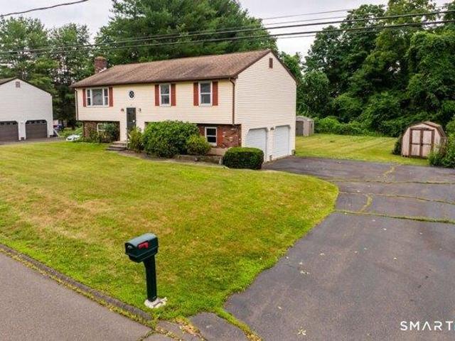 house with 3 bedroom, Plainville CT ES104077088