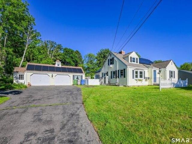 house with 3 bedroom, Plainville CT ES104233559