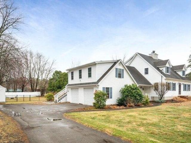house with 3 bedroom, Plaistow NH DS102280853