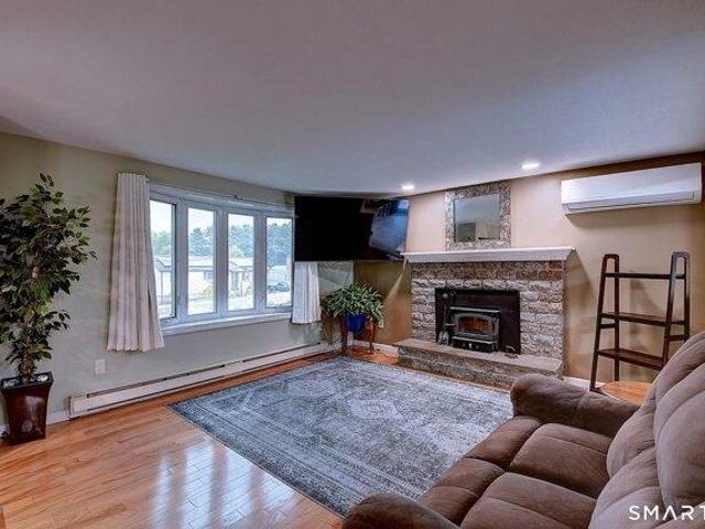 house with 3 bedroom, Plymouth CT DS102707845