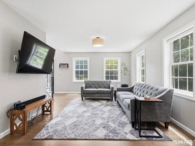 house with 3 bedroom, Plymouth CT ES105141259