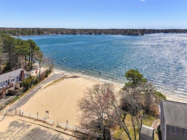 house with 3 bedroom, Plymouth MA DLS102560335