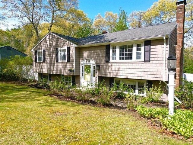 house with 3 bedroom, Plymouth MA DLS102668581