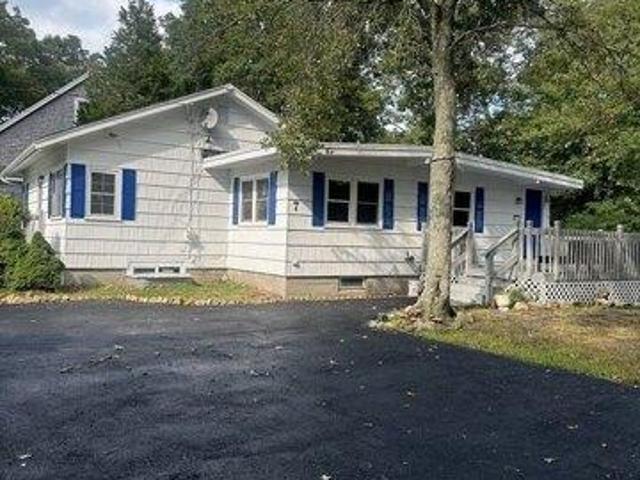 house with 3 bedroom, Plymouth MA DLS102860728