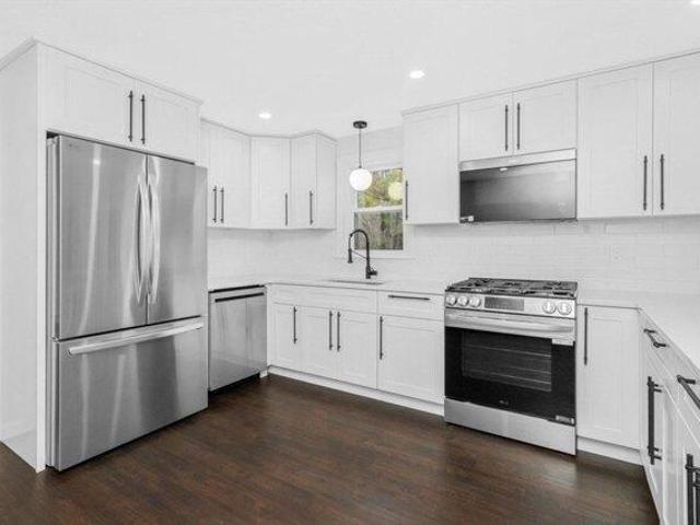 house with 3 bedroom, Plymouth MA DLS102342977