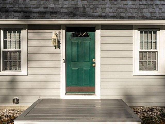 house with 3 bedroom, Plymouth MA DLS102345141
