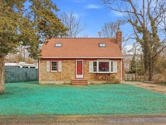 house with 3 bedroom, Plymouth MA DLS102371314