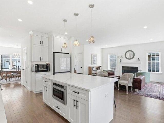 house with 3 bedroom, Plymouth MA DS103187196