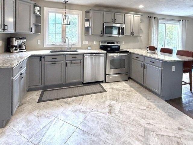 house with 3 bedroom, Plymouth MA DS103662589