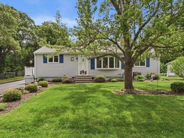 house with 3 bedroom, Plymouth MA DS103888814