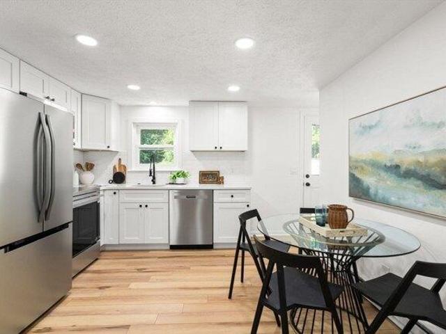 house with 3 bedroom, Plymouth MA DS104078473