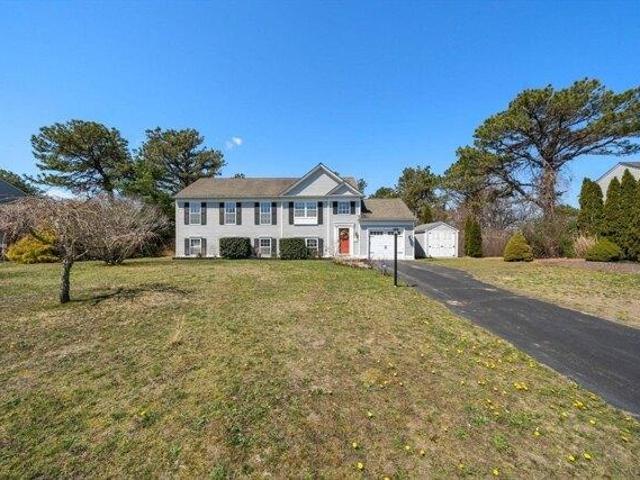 house with 3 bedroom, Plymouth MA ES103099126