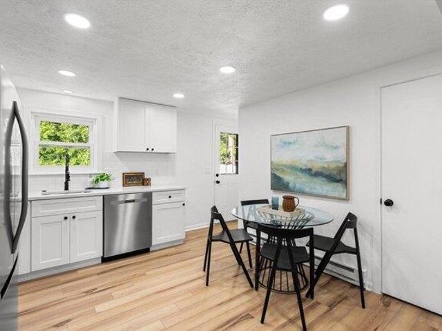 house with 3 bedroom, Plymouth MA ES104078473