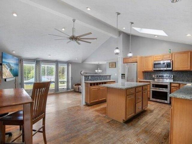 house with 3 bedroom, Plymouth MA ES104078432