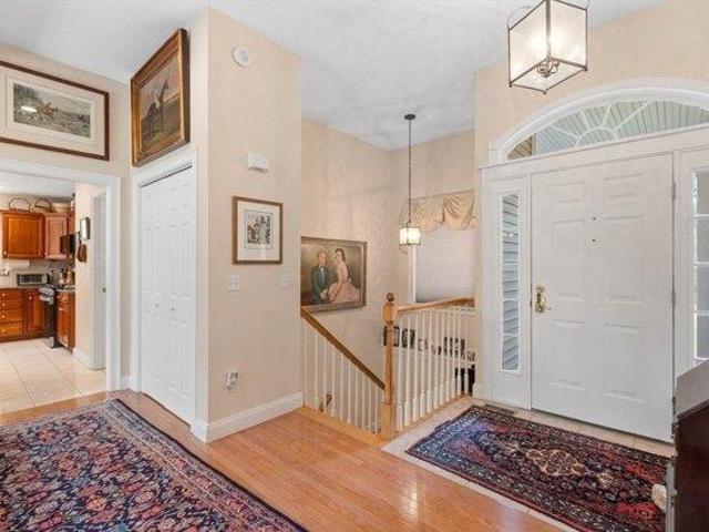 house with 3 bedroom, Plymouth MA ES104009457