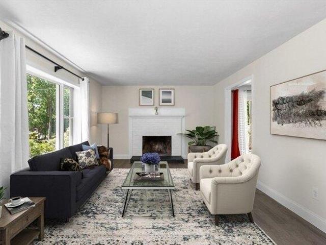 house with 3 bedroom, Plymouth MA ES104188742