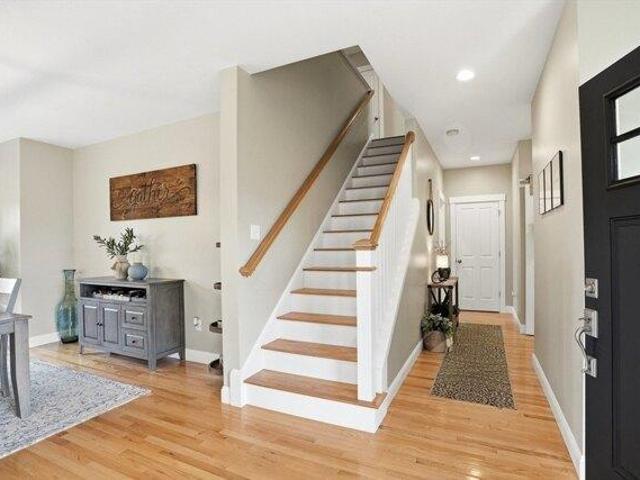 house with 3 bedroom, Plymouth MA ES104851584