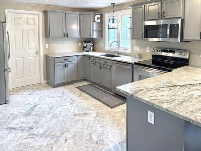 house with 3 bedroom, Plymouth MA ES104808402