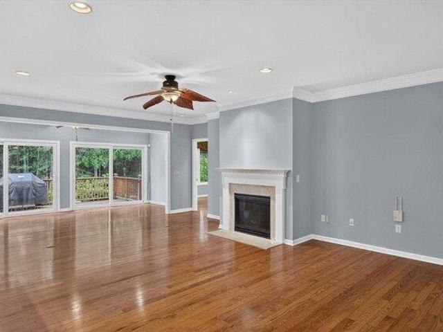 house with 3 bedroom, Plymouth MA ES104834732