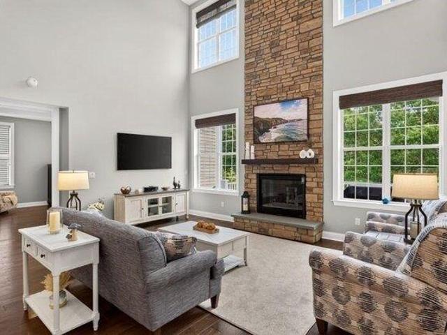 house with 3 bedroom, Plymouth MA ES105059089