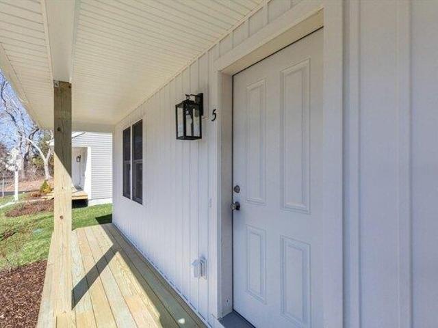 house with 3 bedroom, Plymouth MA ES105083078