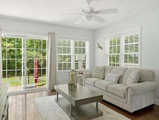 house with 3 bedroom, Plymouth MA ES105192980