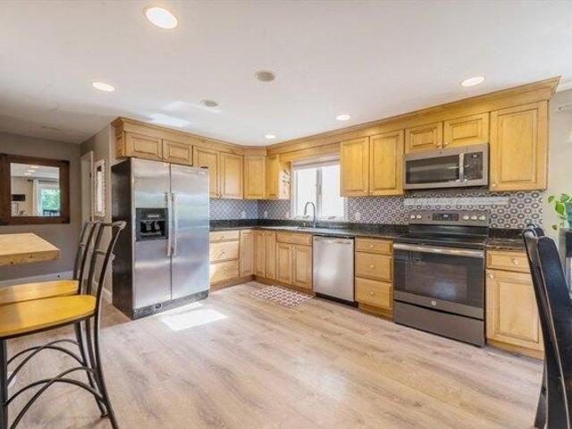 house with 3 bedroom, Plymouth MA ES105116655