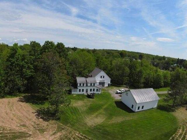 house with 3 bedroom, Plymouth ME ES105115585