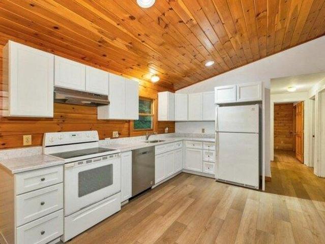 house with 3 bedroom, Plymouth NH DS104045798