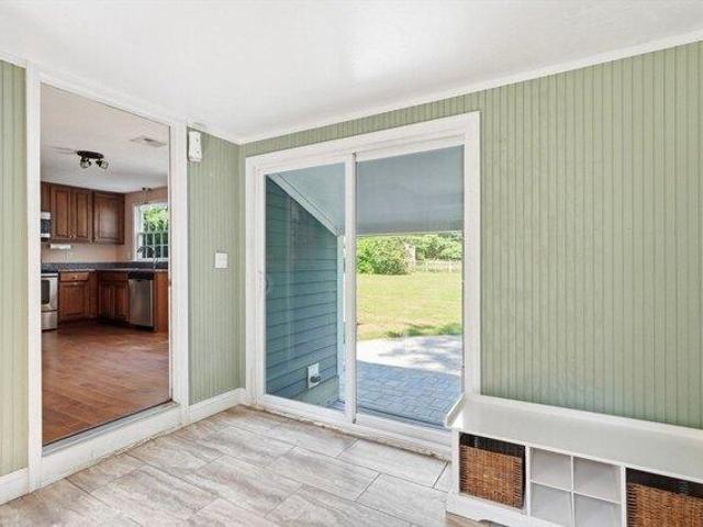 house with 3 bedroom, Plympton MA ES104853141