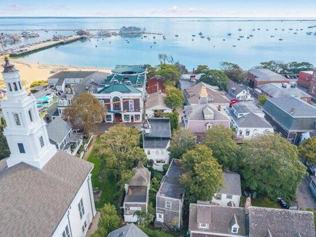 house with 3 bedroom, Provincetown MA DLS102212203