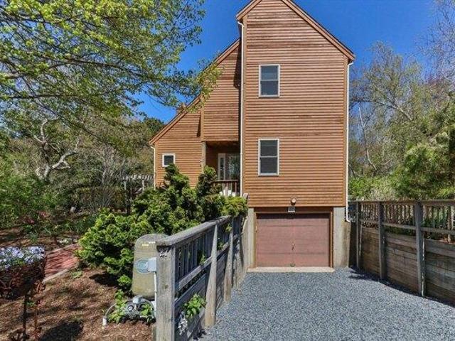 house with 3 bedroom, Provincetown MA DLS102708726
