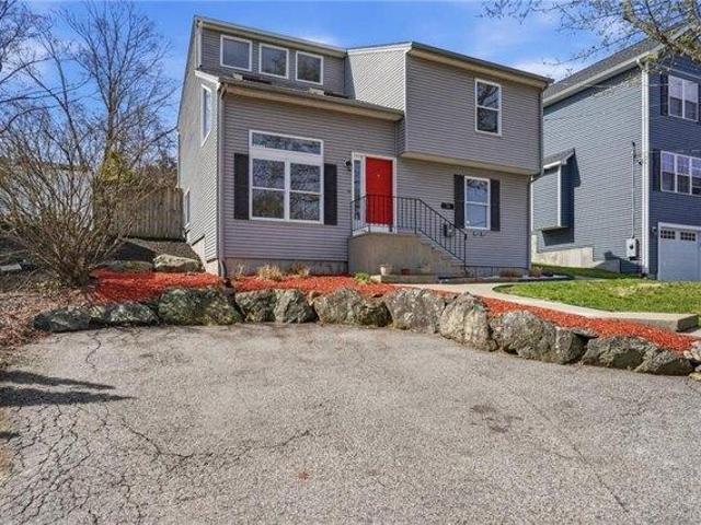 house with 3 bedroom, Providence RI DLS101633555