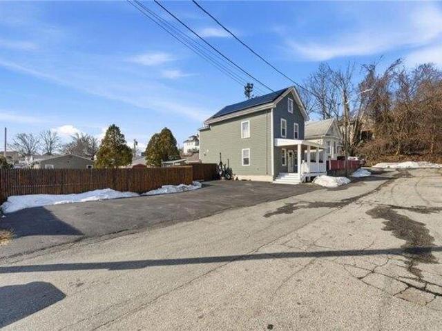 house with 3 bedroom, Providence RI DLS101749879