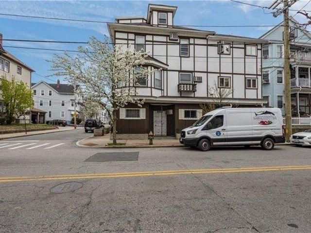 house with 3 bedroom, Providence RI DLS101783093