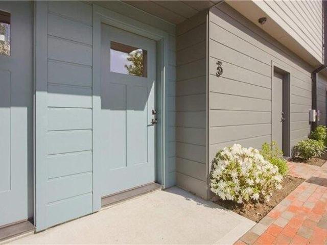house with 3 bedroom, Providence RI DLS102344681