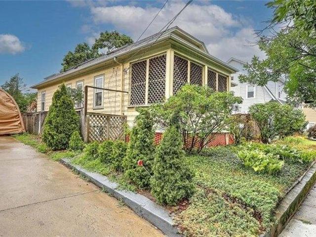 house with 3 bedroom, Providence RI DS104045484
