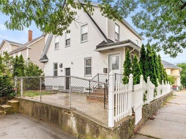 house with 3 bedroom, Providence RI DS104077276